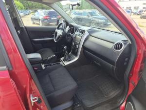 Red Suzuki grand-vitara 2012 in Utena, with an engine capacity of 1.87 L and mileage of 248 thousand km for 5650 €, photo 10 on AUTOMOTO.COM.LV