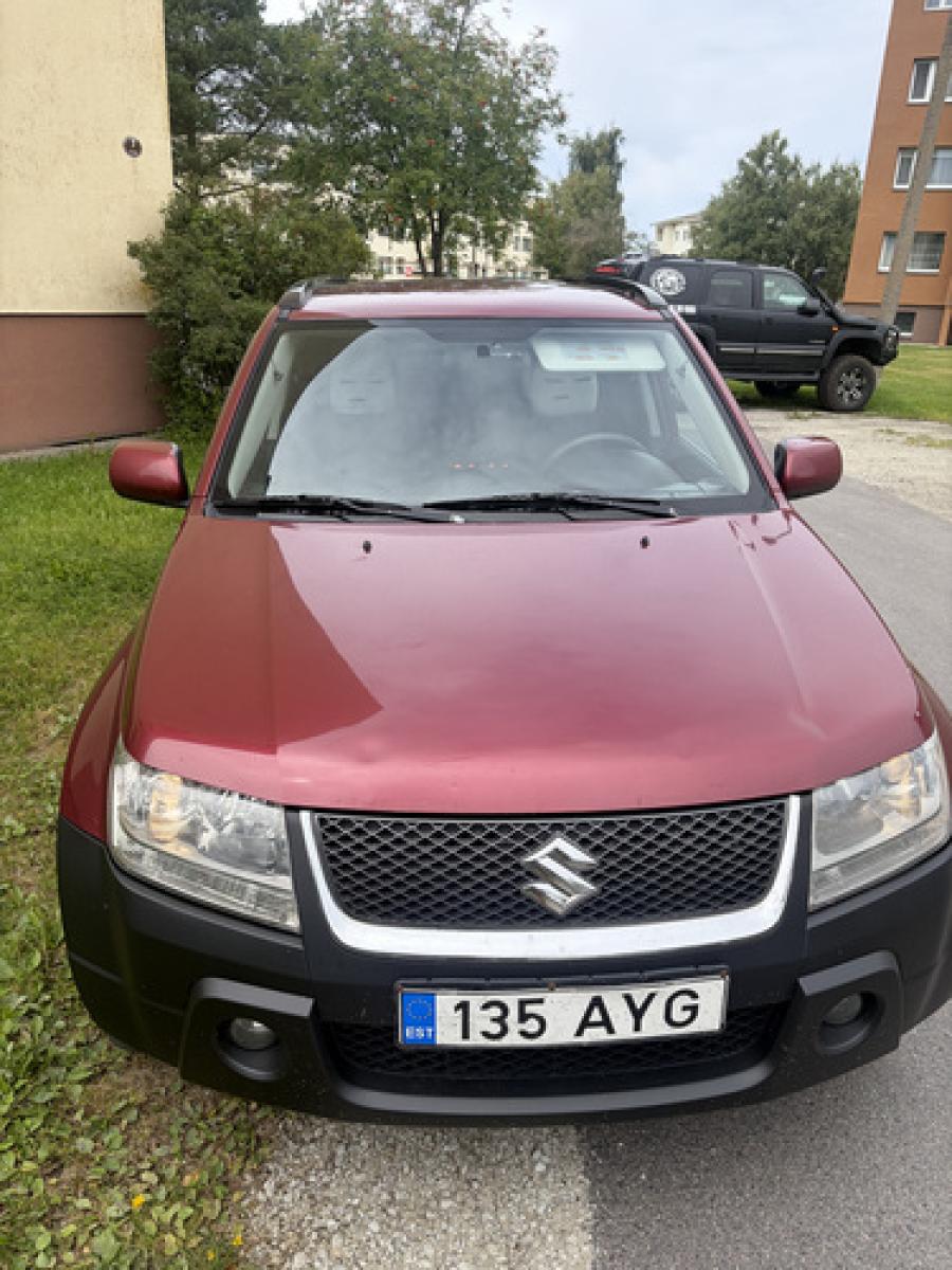 Сузуки Гранд Витара 2007 в Таллин, объемом двигателя 2.00 л и пробегом 302 тыс. км за 2000 €, фото 1 на AUTOMOTO.COM.LV