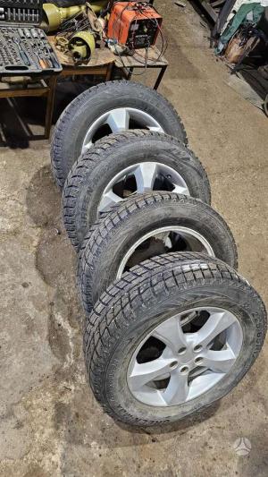 Balts Suzuki grand-vitara 2008 Ignalina, ar dzinēja tilpumu 1.90 L un nobraukumu 174 tūkst. km par 2800 €, foto 17 vietnē AUTOMOTO.COM.LV