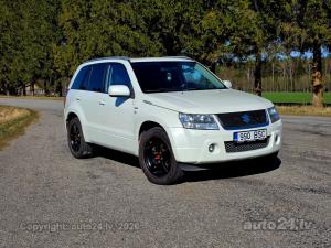 White Suzuki grand-vitara 2008 in Parnu, with an engine capacity of 1.90 L and mileage of 225 thousand km for 4800 €, photo  on AUTOMOTO.COM.LV