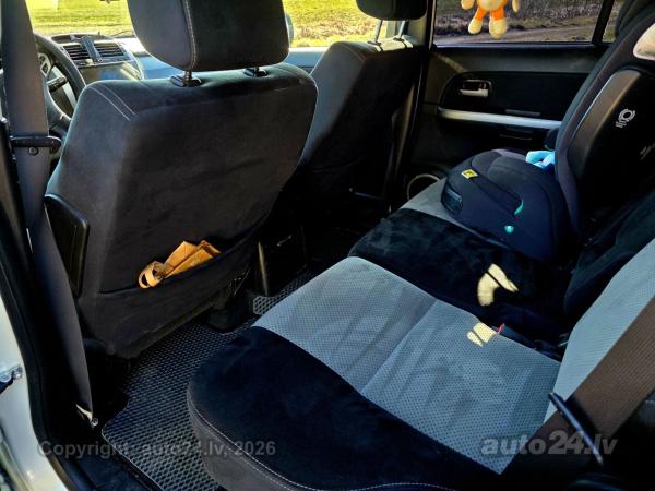 Balts Suzuki grand-vitara 2008 Pērnava, ar dzinēja tilpumu 1.90 L un nobraukumu 225 tūkst. km par 4800 €, foto 6 vietnē AUTOMOTO.COM.LV