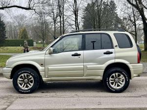 Dzeltens Suzuki grand-vitara 2000 Šilutė, ar dzinēja tilpumu 2.00 L un nobraukumu 275 tūkst. km par 2999 €, foto 5 vietnē AUTOMOTO.COM.LV
