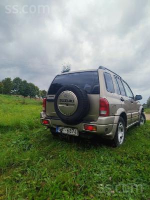 Желтый Сузуки Гранд Витара 2005 в Екабпилс, объемом двигателя 2.00 л и пробегом 444 тыс. км за 1000 €, фото 4 на AUTOMOTO.COM.LV