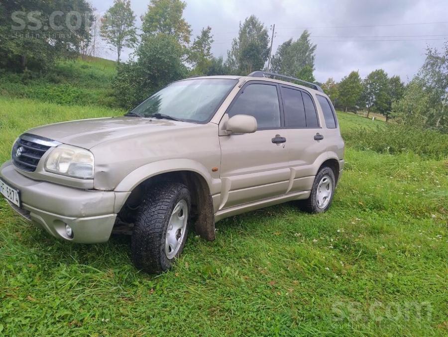 Желтый Сузуки Гранд Витара 2005 в Екабпилс, объемом двигателя 2.00 л и пробегом 444 тыс. км за 1000 €, фото 6 на AUTOMOTO.COM.LV