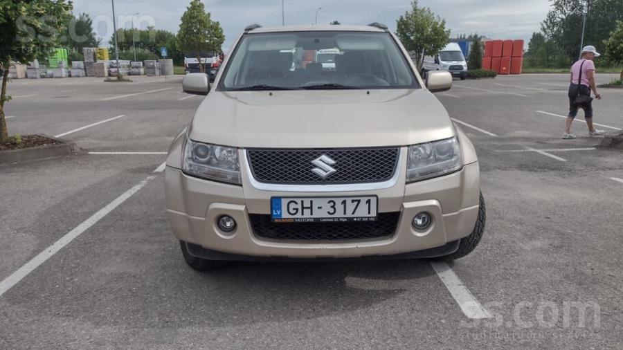 Dzeltens Suzuki grand-vitara 2007 Daugavpils, ar dzinēja tilpumu 2.00 L un nobraukumu 142 tūkst. km par 3100 €, foto 7 vietnē AUTOMOTO.COM.LV