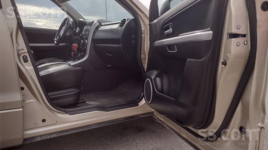 Dzeltens Suzuki grand-vitara 2007 Daugavpils, ar dzinēja tilpumu 2.00 L un nobraukumu 142 tūkst. km par 3100 €, foto 10 vietnē AUTOMOTO.COM.LV