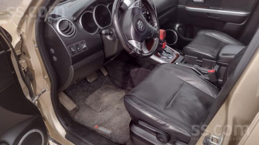 Dzeltens Suzuki grand-vitara 2007 Daugavpils, ar dzinēja tilpumu 2.00 L un nobraukumu 142 tūkst. km par 3100 €, foto 15 vietnē AUTOMOTO.COM.LV