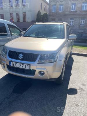 Dzeltens Suzuki grand-vitara 2008 Rīga, ar dzinēja tilpumu 2.00 L un nobraukumu 137 tūkst. km par 3999 €, foto  vietnē AUTOMOTO.COM.LV