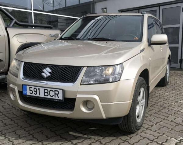 Dzeltens Suzuki grand-vitara 2010 Viļņa, ar dzinēja tilpumu 2.00 L un nobraukumu 79 tūkst. km par 6600 €, foto 1 vietnē AUTOMOTO.COM.LV