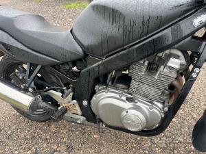 Черный Сузуки GS 500 2005 в Пярну, объемом двигателя 0.49 л и пробегом 30 тыс. км за 1450 €, фото 5 на AUTOMOTO.COM.LV