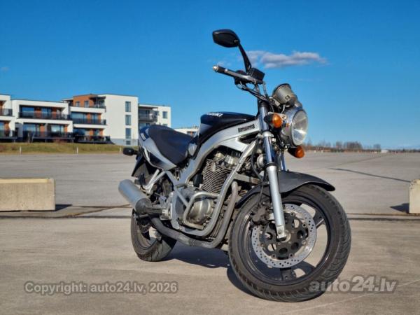 Grey Suzuki GS 500 2003 in Tallinn, with an engine capacity of 0.50 L and mileage of 23 thousand km for 1600 €, photo 3 on AUTOMOTO.COM.LV