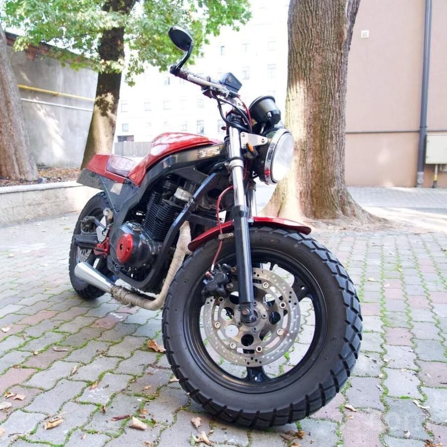 Suzuki GS 500 1997 Rīga, ar dzinēja tilpumu 0.50 L un nobraukumu 0 tūkst. km par 2500 €, foto 9 vietnē AUTOMOTO.COM.LV