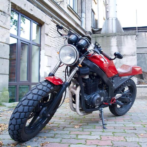Сузуки GS 500 1997 в Рига, объемом двигателя 0.50 л и пробегом 0 тыс. км за 1888 €, фото 1 на AUTOMOTO.COM.LV
