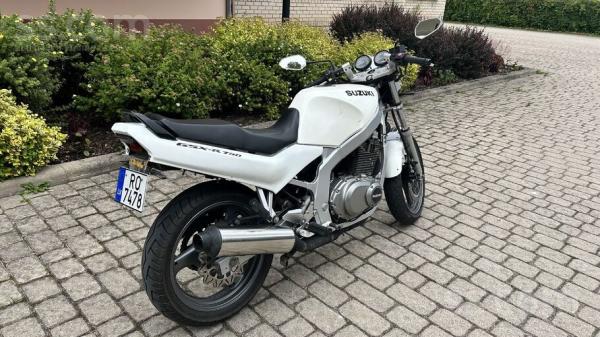 Suzuki GS 500 1999 in Tukums, with an engine capacity of 0.50 L and mileage of 0 thousand km for 1150 €, photo 4 on AUTOMOTO.COM.LV