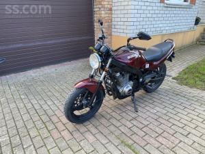 Suzuki GS 500 2001 in Saldus, with an engine capacity of 0.50 L and mileage of 0 thousand km for 1000 €, photo  on AUTOMOTO.COM.LV
