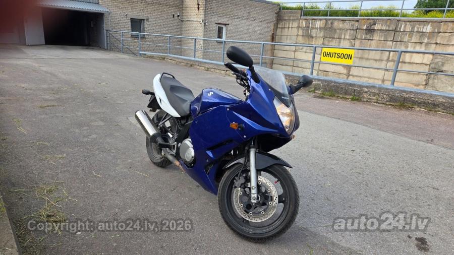 Suzuki GS 500 2004 in Tallinn, with an engine capacity of 0.50 L and mileage of 40 thousand km for 1400 €, photo 1 on AUTOMOTO.COM.LV