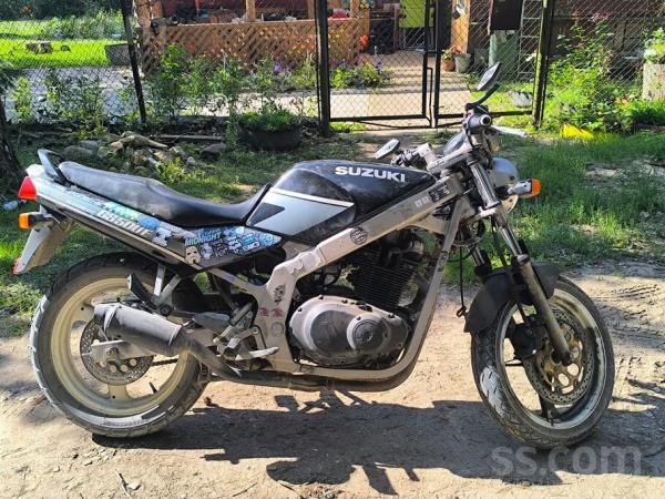 Suzuki GS 500E 1990 Krāslava, ar dzinēja tilpumu 0.50 L un nobraukumu 0 tūkst. km par 650 €, foto 1 vietnē AUTOMOTO.COM.LV
