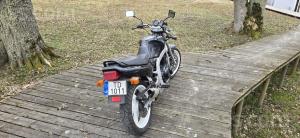 Suzuki GS 500E 1995 in Valka, with an engine capacity of 0.50 L and mileage of 0 thousand km for 1050 €, photo 4 on AUTOMOTO.COM.LV