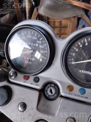 Сузуки GS 500E 1997 в Даугавпилс, объемом двигателя 0.49 л и пробегом 0 тыс. км за 750 €, фото 6 на AUTOMOTO.COM.LV