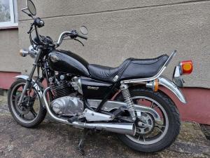 Melns Suzuki GS 1987 Kauņa, ar dzinēja tilpumu 0.45 L un nobraukumu 15 tūkst. km par 1350 €, foto 4 vietnē AUTOMOTO.COM.LV