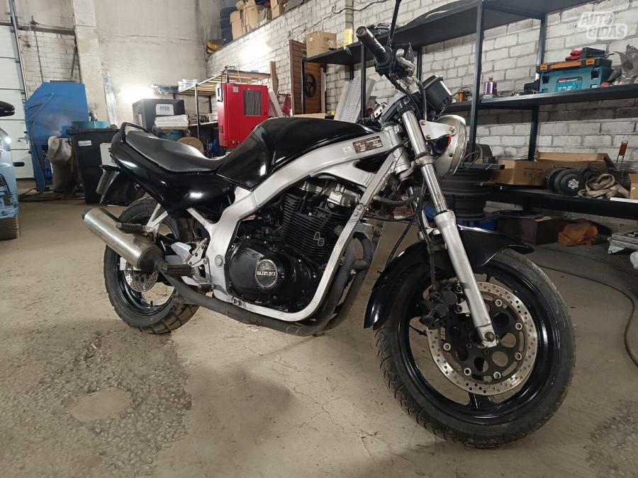 Melns Suzuki GS 1996 Klaipėda, ar dzinēja tilpumu 0.50 L un nobraukumu 60 tūkst. km par 1100 €, foto 1 vietnē AUTOMOTO.COM.LV