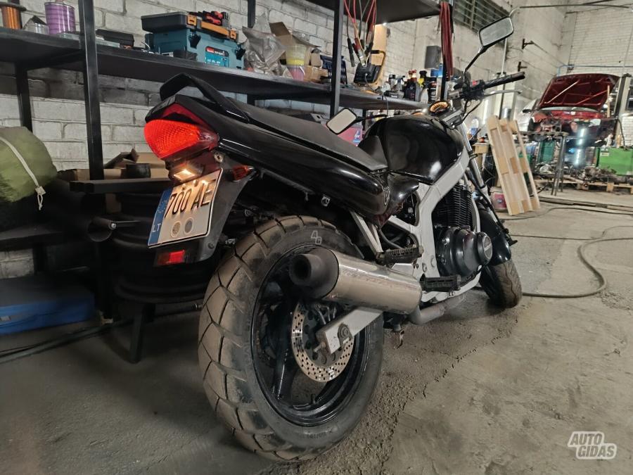 Melns Suzuki GS 1996 Klaipėda, ar dzinēja tilpumu 0.50 L un nobraukumu 60 tūkst. km par 1100 €, foto 7 vietnē AUTOMOTO.COM.LV