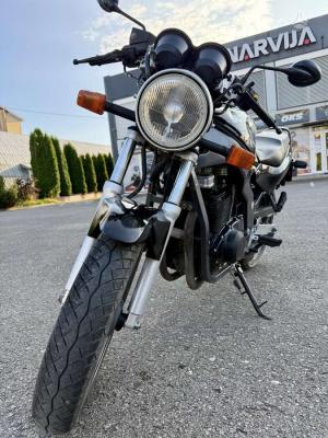 Melns Suzuki GS 1996 Alīta, ar dzinēja tilpumu 0.49 L un nobraukumu 18 tūkst. km par 980 €, foto 3 vietnē AUTOMOTO.COM.LV