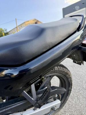 Melns Suzuki GS 1996 Alīta, ar dzinēja tilpumu 0.49 L un nobraukumu 18 tūkst. km par 980 €, foto 6 vietnē AUTOMOTO.COM.LV