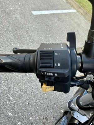 Melns Suzuki GS 1996 Alīta, ar dzinēja tilpumu 0.49 L un nobraukumu 18 tūkst. km par 980 €, foto 16 vietnē AUTOMOTO.COM.LV