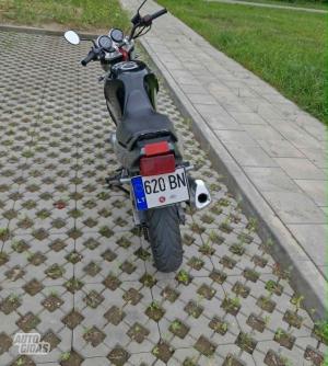 Black Suzuki GS 1998 in Vilnius, with an engine capacity of 0.50 L and mileage of 412 thousand km for 1000 €, photo 5 on AUTOMOTO.COM.LV