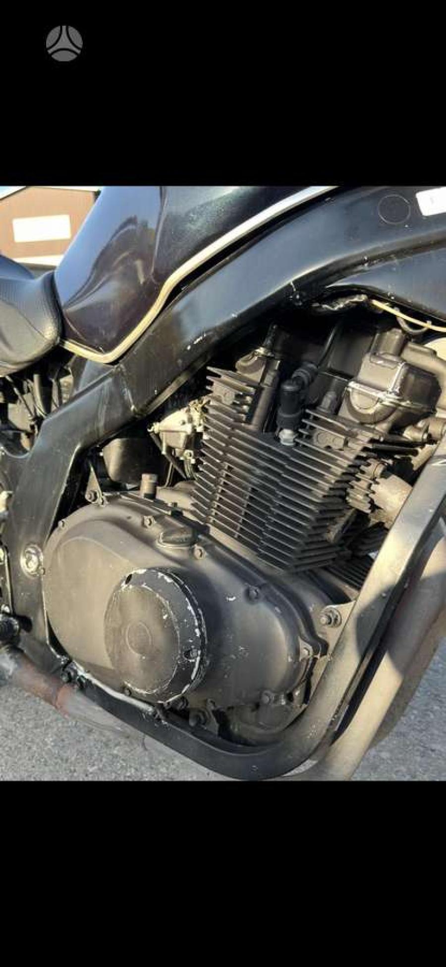 Blue Suzuki GS 2002 in Alytus, with an engine capacity of 0.50 L and mileage of 29 thousand km for 900 €, photo 14 on AUTOMOTO.COM.LV