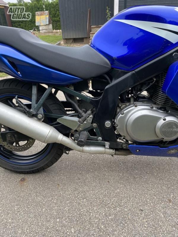 Blue Suzuki GS 2005 in Siauliai, with an engine capacity of 0.50 L and mileage of 268 thousand km for 1550 €, photo 3 on AUTOMOTO.COM.LV