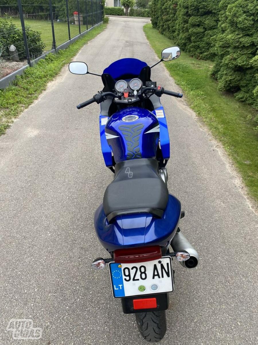 Blue Suzuki GS 2005 in Siauliai, with an engine capacity of 0.50 L and mileage of 268 thousand km for 1550 €, photo 7 on AUTOMOTO.COM.LV