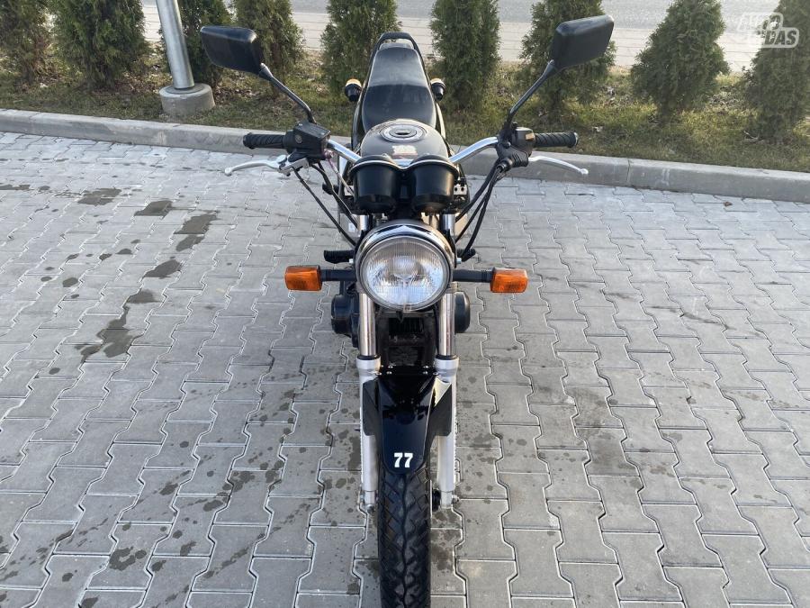 Suzuki GS 1991 in Vilnius, with an engine capacity of 0.00 L and mileage of 0 thousand km for 1200 €, photo 8 on AUTOMOTO.COM.LV