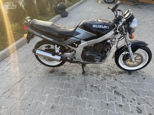 Suzuki GS 1991 in Vilnius, with an engine capacity of 0.00 L and mileage of 0 thousand km for 1200 €, photo 9 on AUTOMOTO.COM.LV
