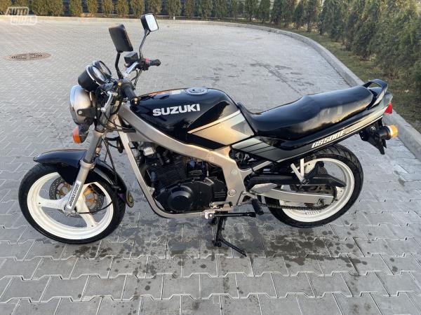 Suzuki GS 1991 in Vilnius, with an engine capacity of 0.00 L and mileage of 0 thousand km for 1200 €, photo 9 on AUTOMOTO.COM.LV