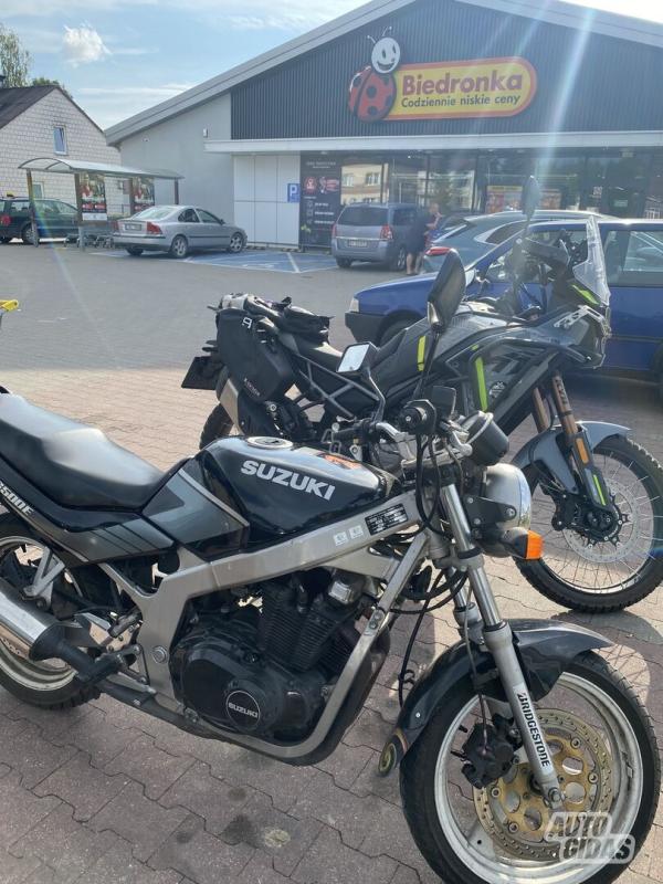 Suzuki GS 1991 in Vilnius, with an engine capacity of 0.00 L and mileage of 0 thousand km for 1200 €, photo 10 on AUTOMOTO.COM.LV