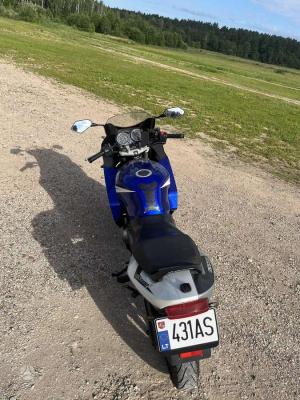 Suzuki GS 2004 Viļņa, ar dzinēja tilpumu 0.49 L un nobraukumu 37 tūkst. km par 1600 €, foto 5 vietnē AUTOMOTO.COM.LV