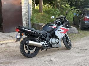 Suzuki GS 2006 Šauļi, ar dzinēja tilpumu 0.49 L un nobraukumu 57 tūkst. km par 800 €, foto 5 vietnē AUTOMOTO.COM.LV