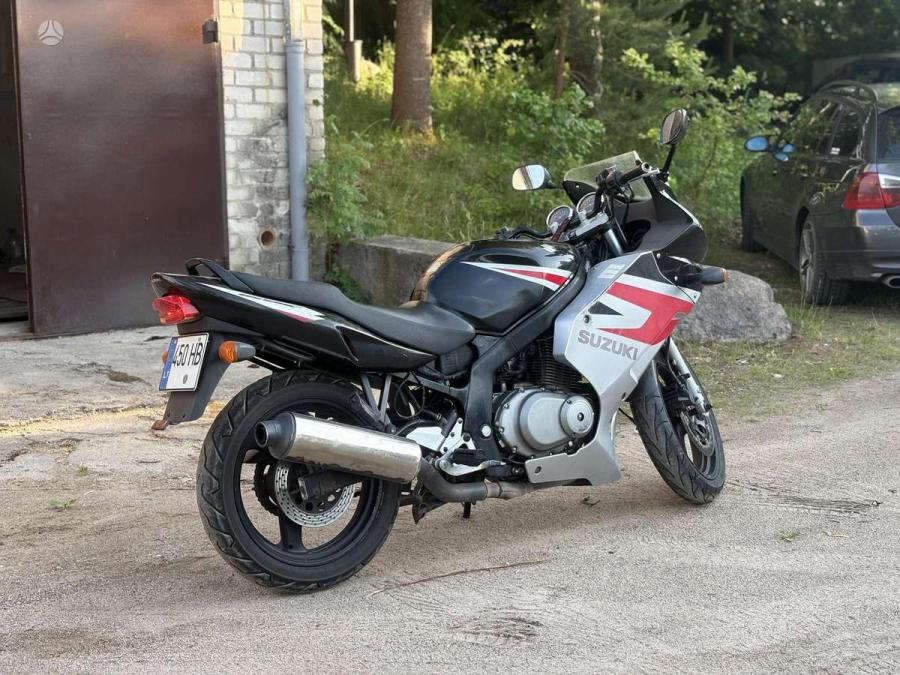 Suzuki GS 2006 Šauļi, ar dzinēja tilpumu 0.49 L un nobraukumu 57 tūkst. km par 800 €, foto 5 vietnē AUTOMOTO.COM.LV
