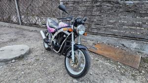 Violet Suzuki GS 1992 in Kaunas, with an engine capacity of 0.50 L and mileage of 41 thousand km for 600 €, photo 3 on AUTOMOTO.COM.LV