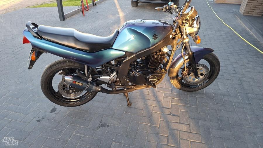 Violets Suzuki GS 1993 Plungė, ar dzinēja tilpumu 0.49 L un nobraukumu 18 tūkst. km par 900 €, foto 3 vietnē AUTOMOTO.COM.LV