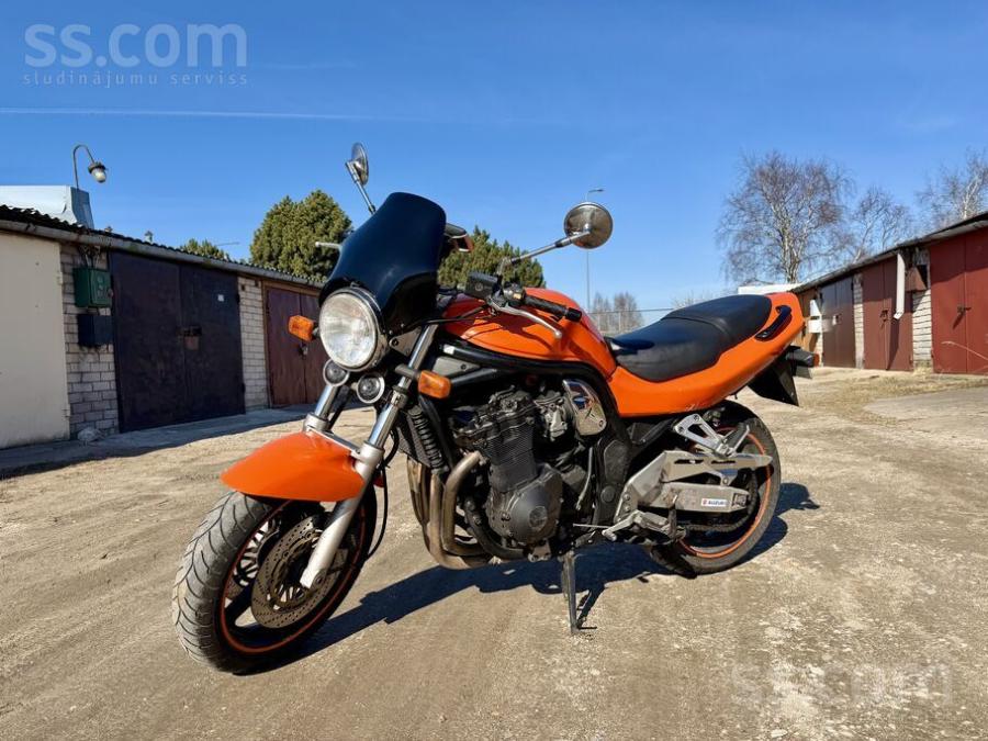 Сузуки GSF 1200 1997 в Лиепая, объемом двигателя 1.20 л и пробегом 0 тыс. км за 1600 €, фото 1 на AUTOMOTO.COM.LV