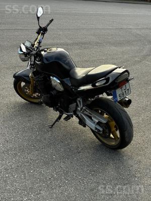 Suzuki GSF 1200 1997 in Talsi, with an engine capacity of 1.16 L and mileage of 0 thousand km for 2200 €, photo 5 on AUTOMOTO.COM.LV