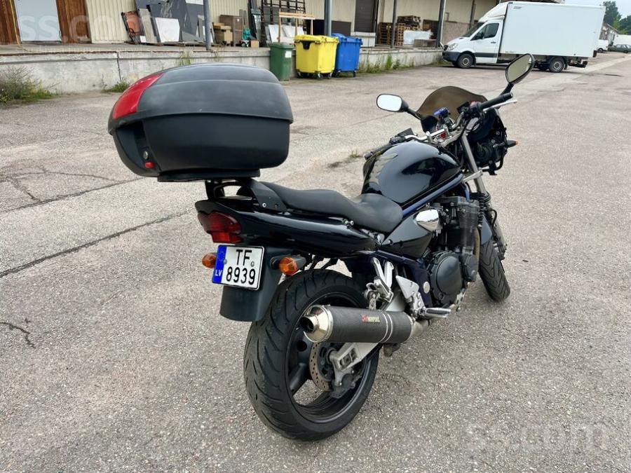 Suzuki GSF 1200 2001 in Riga, with an engine capacity of 1.20 L and mileage of 0 thousand km for 1600 €, photo 4 on AUTOMOTO.COM.LV