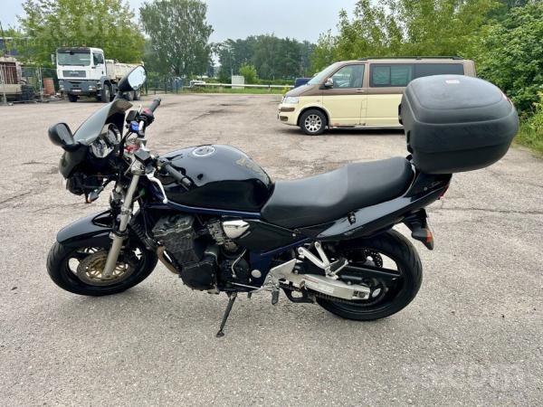 Suzuki GSF 1200 2001 in Riga, with an engine capacity of 1.20 L and mileage of 0 thousand km for 1600 €, photo 5 on AUTOMOTO.COM.LV