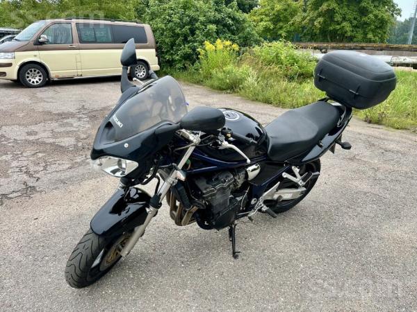 Suzuki GSF 1200 2001 in Riga, with an engine capacity of 1.20 L and mileage of 0 thousand km for 1600 €, photo 6 on AUTOMOTO.COM.LV