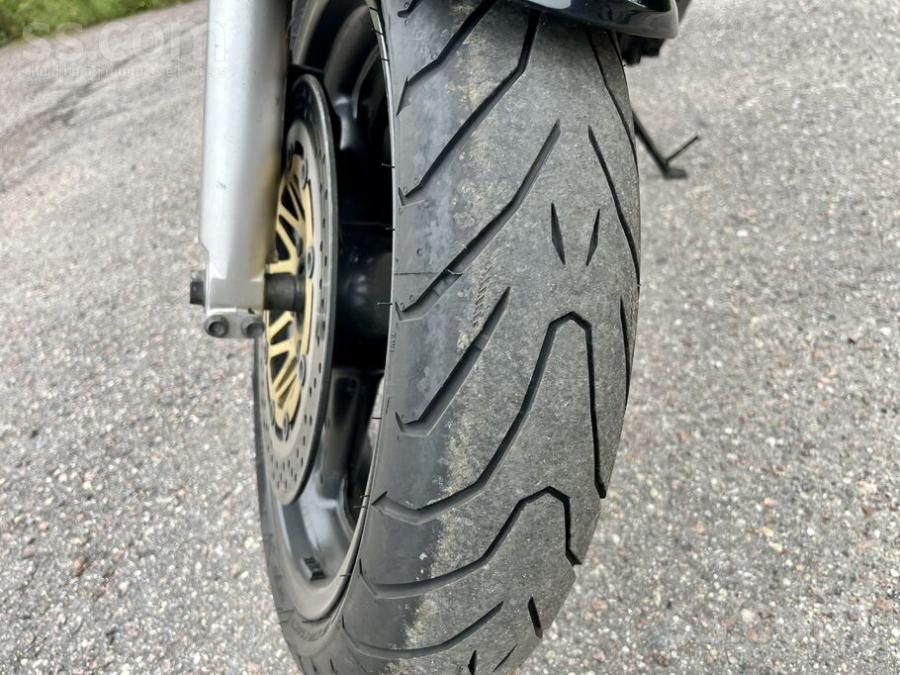 Suzuki GSF 1200 2001 in Riga, with an engine capacity of 1.20 L and mileage of 0 thousand km for 1600 €, photo 10 on AUTOMOTO.COM.LV