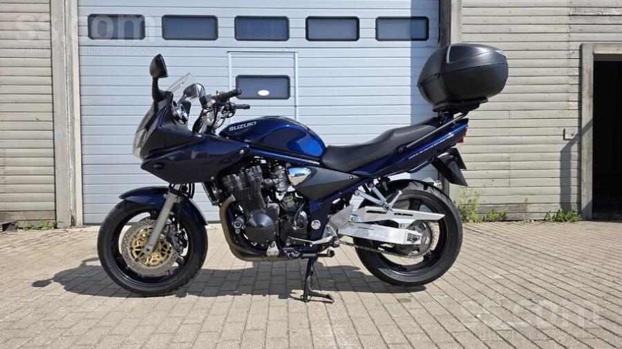 Сузуки GSF 1200 2002 в Рига, объемом двигателя 1.20 л и пробегом 0 тыс. км за 2400 €, фото 1 на AUTOMOTO.COM.LV