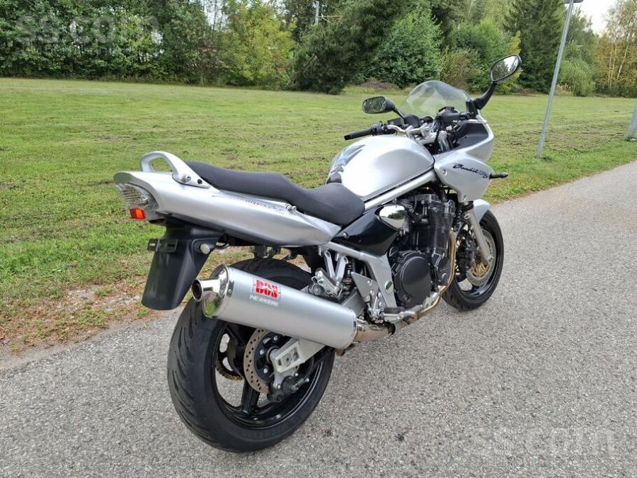 Сузуки GSF 1200 2003 в Рига, объемом двигателя 1.20 л и пробегом 0 тыс. км за 2300 €, фото 3 на AUTOMOTO.COM.LV